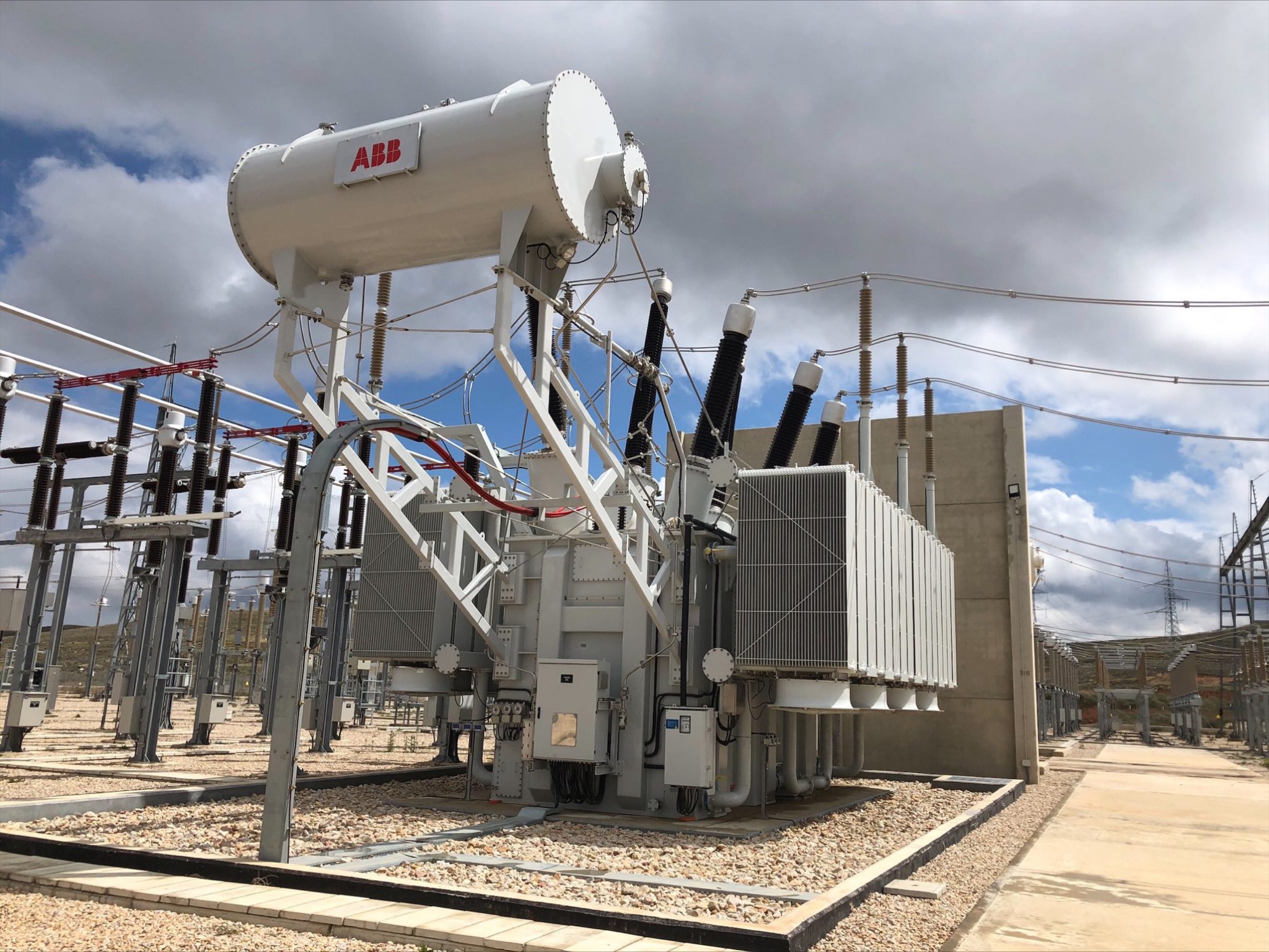 Elys – Expertise en postes HTB, au service du raccordement des ENR